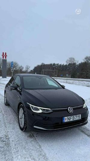 Melns Volkswagen Golf 2021 Jonava, ar dzinēja tilpumu 1.50 L un nobraukumu 79 tūkst. km par 18700 €, foto 2 vietnē AUTOMOTO.COM.LV