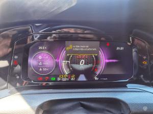 Black Volkswagen Golf 2021 in Kaunas, with an engine capacity of 1.98 L and mileage of 140 thousand km for 13900 €, photo 16 on AUTOMOTO.COM.LV
