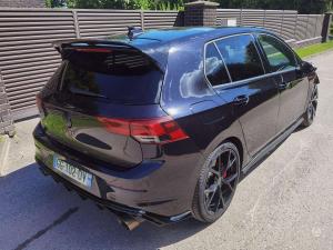 Black Volkswagen Golf 2021 in Kaunas, with an engine capacity of 1.98 L and mileage of 140 thousand km for 13900 €, photo 25 on AUTOMOTO.COM.LV