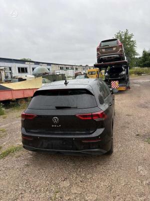 Melns Volkswagen Golf 2021 Kauņa, ar dzinēja tilpumu 2.00 L un nobraukumu 91 tūkst. km par 18200 €, foto 5 vietnē AUTOMOTO.COM.LV