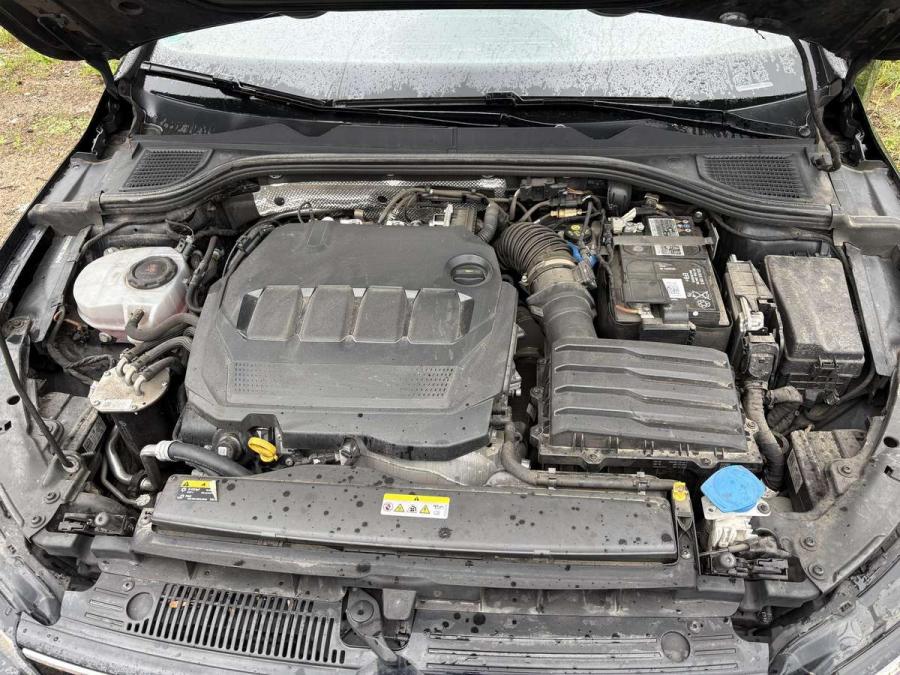 Melns Volkswagen Golf 2021 Kauņa, ar dzinēja tilpumu 2.00 L un nobraukumu 91 tūkst. km par 18200 €, foto 10 vietnē AUTOMOTO.COM.LV