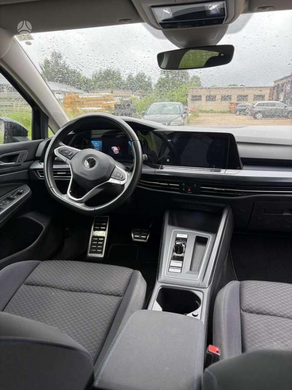 Black Volkswagen Golf 2021 in Kaunas, with an engine capacity of 2.00 L and mileage of 91 thousand km for 18200 €, photo 10 on AUTOMOTO.COM.LV