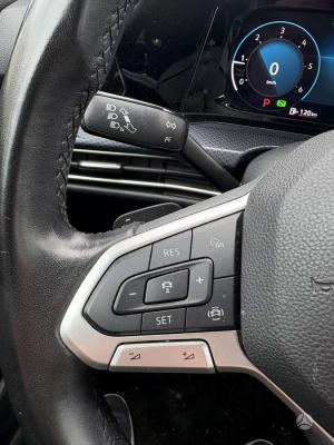 Melns Volkswagen Golf 2021 Kauņa, ar dzinēja tilpumu 2.00 L un nobraukumu 91 tūkst. km par 18200 €, foto 16 vietnē AUTOMOTO.COM.LV
