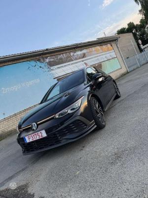 Melns Volkswagen Golf 2021 Panevēža, ar dzinēja tilpumu 1.98 L un nobraukumu 45 tūkst. km par 13900 €, foto 4 vietnē AUTOMOTO.COM.LV