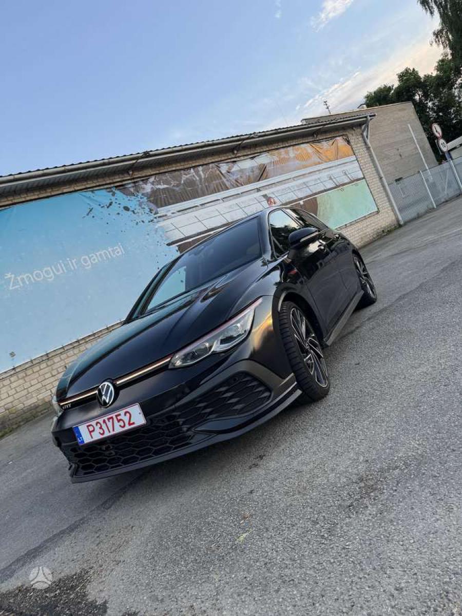 Melns Volkswagen Golf 2021 Panevēža, ar dzinēja tilpumu 1.98 L un nobraukumu 45 tūkst. km par 13900 €, foto 4 vietnē AUTOMOTO.COM.LV