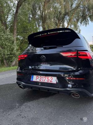 Melns Volkswagen Golf 2021 Panevēža, ar dzinēja tilpumu 1.98 L un nobraukumu 45 tūkst. km par 13900 €, foto 11 vietnē AUTOMOTO.COM.LV