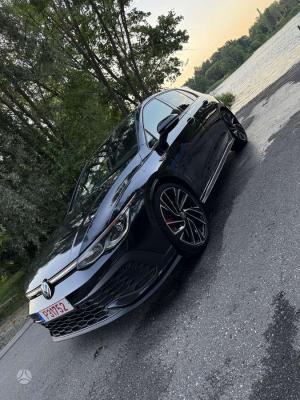 Melns Volkswagen Golf 2021 Panevēža, ar dzinēja tilpumu 1.98 L un nobraukumu 45 tūkst. km par 13900 €, foto 20 vietnē AUTOMOTO.COM.LV
