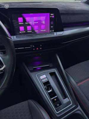Melns Volkswagen Golf 2021 Panevēža, ar dzinēja tilpumu 1.98 L un nobraukumu 45 tūkst. km par 13900 €, foto 34 vietnē AUTOMOTO.COM.LV