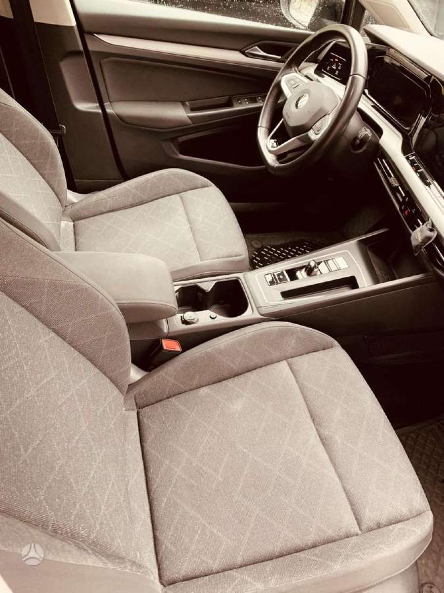 Black Volkswagen Golf 2021 in Vilnius, with an engine capacity of 0.00 L and mileage of 81 thousand km for 18500 €, photo 6 on AUTOMOTO.COM.LV