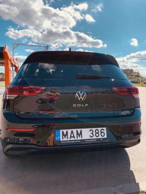 Black Volkswagen Golf 2021 in Vilnius, with an engine capacity of 0.00 L and mileage of 81 thousand km for 18500 €, photo 8 on AUTOMOTO.COM.LV