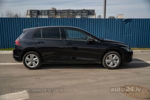 Melns Volkswagen Golf 2022 Tallina, ar dzinēja tilpumu 1.00 L un nobraukumu 36 tūkst. km par 15500 €, foto 4 vietnē AUTOMOTO.COM.LV