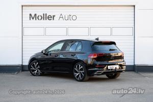 Black Volkswagen Golf 2022 in Riga, with an engine capacity of 2.00 L and mileage of 157 thousand km for 21419 €, photo 5 on AUTOMOTO.COM.LV