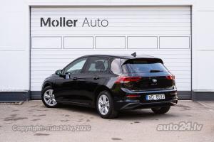 Melns Volkswagen Golf 2022 Rīga, ar dzinēja tilpumu 1.00 L un nobraukumu 133 tūkst. km par 16346 €, foto 5 vietnē AUTOMOTO.COM.LV