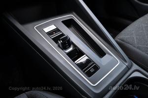 Melns Volkswagen Golf 2022 Rīga, ar dzinēja tilpumu 1.00 L un nobraukumu 133 tūkst. km par 16346 €, foto 17 vietnē AUTOMOTO.COM.LV