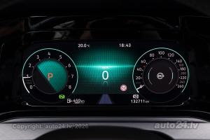 Melns Volkswagen Golf 2022 Rīga, ar dzinēja tilpumu 1.00 L un nobraukumu 133 tūkst. km par 16346 €, foto 21 vietnē AUTOMOTO.COM.LV