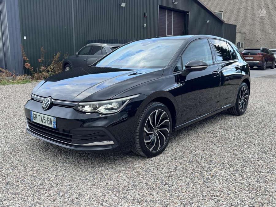 Black Volkswagen Golf 2022 in Kaunas, with an engine capacity of 2.00 L and mileage of 250 thousand km for 13999 €, photo 19 on AUTOMOTO.COM.LV