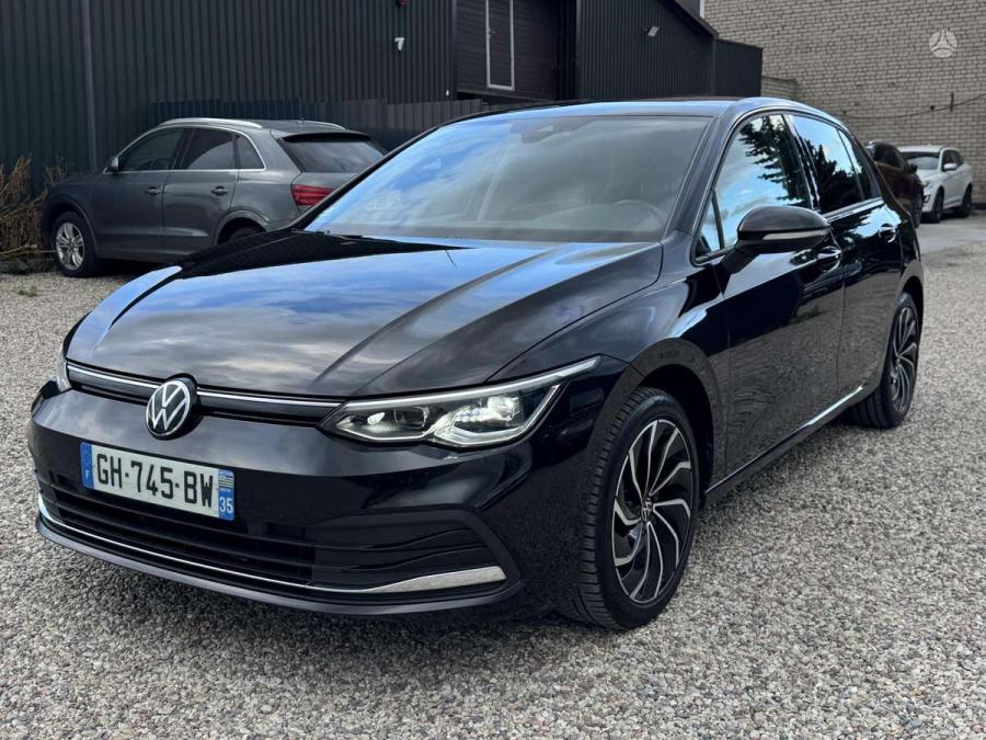 Black Volkswagen Golf 2022 in Kaunas, with an engine capacity of 2.00 L and mileage of 250 thousand km for 13999 €, photo 21 on AUTOMOTO.COM.LV