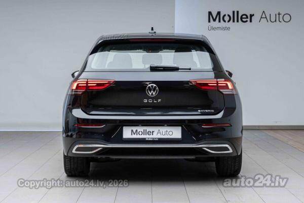 Melns Volkswagen Golf 2022 Tallina, ar dzinēja tilpumu 1.40 L un nobraukumu 22 tūkst. km par 24800 €, foto 4 vietnē AUTOMOTO.COM.LV