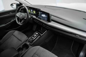 Melns Volkswagen Golf 2022 Peetri, ar dzinēja tilpumu 1.40 L un nobraukumu 22 tūkst. km par 24800 €, foto 9 vietnē AUTOMOTO.COM.LV