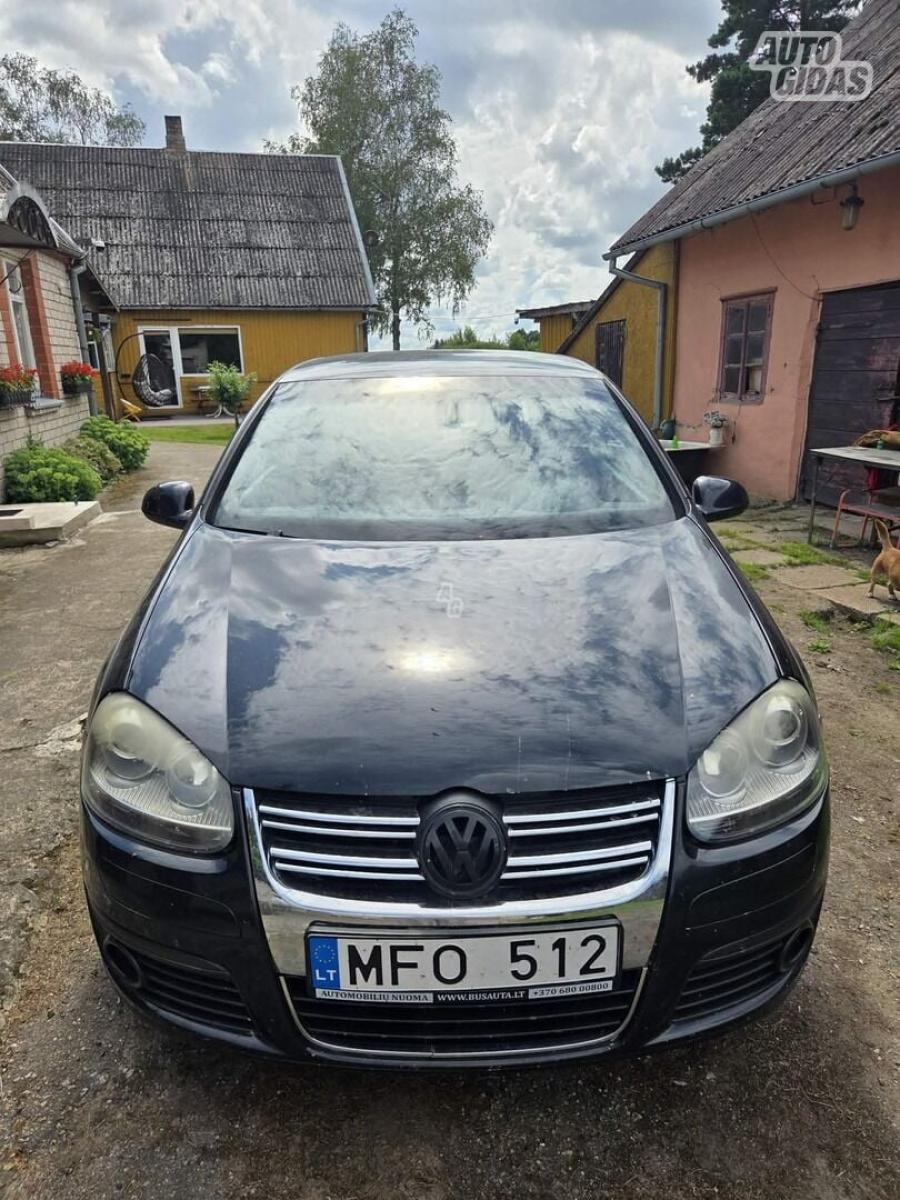Black Volkswagen Golf 2022 in Birzai, with an engine capacity of 2.00 L and mileage of 365 thousand km for 1000 €, photo 3 on AUTOMOTO.COM.LV