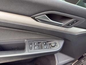 Melns Volkswagen Golf 2022 Viļņa, ar dzinēja tilpumu 1.50 L un nobraukumu 92 tūkst. km par 15500 €, foto 12 vietnē AUTOMOTO.COM.LV