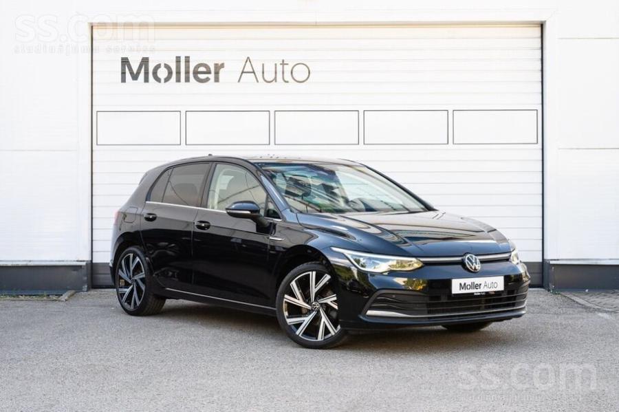 Black Volkswagen Golf 2022 in Riga, with an engine capacity of 1.50 L and mileage of 100 thousand km for 19950 €, photo 3 on AUTOMOTO.COM.LV
