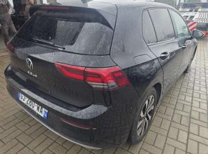 Black Volkswagen Golf 2022 in Taurage, with an engine capacity of 1.00 L and mileage of 53 thousand km for 9250 €, photo 4 on AUTOMOTO.COM.LV