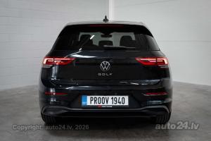 Melns Volkswagen Golf 2022 Tallina, ar dzinēja tilpumu 2.00 L un nobraukumu 191 tūkst. km par 16490 €, foto 14 vietnē AUTOMOTO.COM.LV