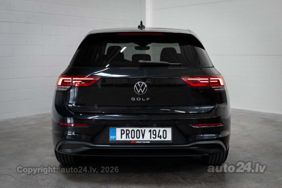 Melns Volkswagen Golf 2022 Tallina, ar dzinēja tilpumu 2.00 L un nobraukumu 191 tūkst. km par 16490 €, foto 14 vietnē AUTOMOTO.COM.LV