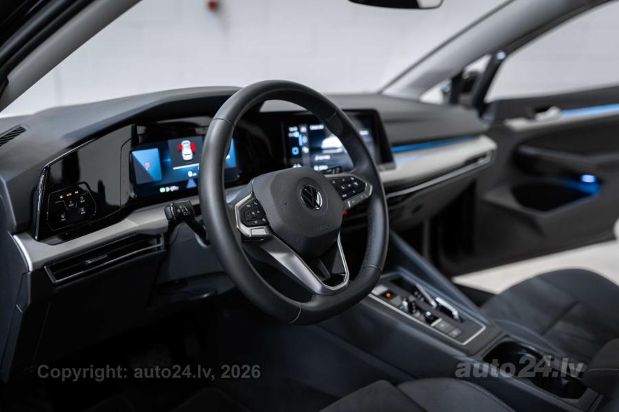 Melns Volkswagen Golf 2022 Tallina, ar dzinēja tilpumu 2.00 L un nobraukumu 191 tūkst. km par 16490 €, foto 16 vietnē AUTOMOTO.COM.LV