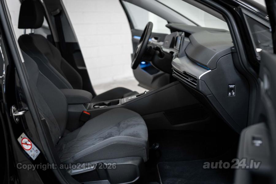 Melns Volkswagen Golf 2022 Tallina, ar dzinēja tilpumu 2.00 L un nobraukumu 191 tūkst. km par 16490 €, foto 18 vietnē AUTOMOTO.COM.LV