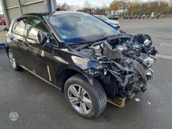 Black Volkswagen Golf 2023 in Kaunas, with an engine capacity of 2.00 L and mileage of 130 thousand km for 5445 €, photo 1 on AUTOMOTO.COM.LV