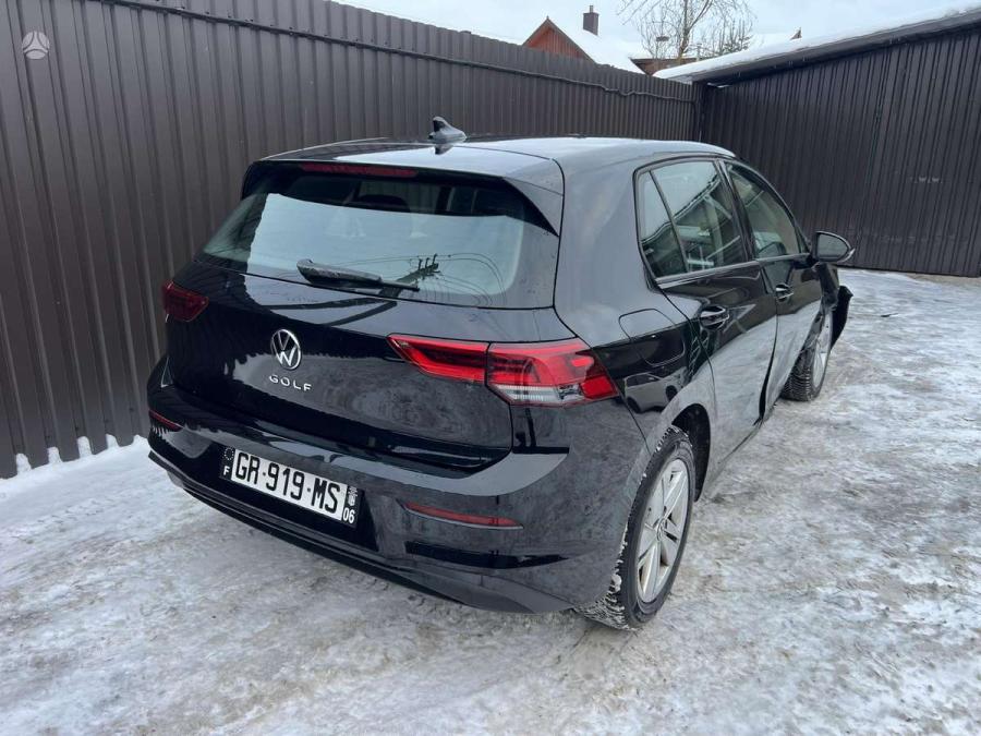 Melns Volkswagen Golf 2023 Kauņa, ar dzinēja tilpumu 1.97 L un nobraukumu 78 tūkst. km par 11500 €, foto 7 vietnē AUTOMOTO.COM.LV