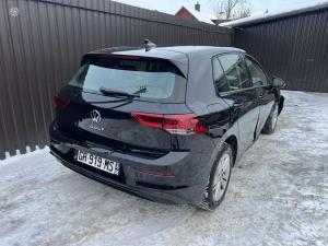 Black Volkswagen Golf 2023 in Kaunas, with an engine capacity of 1.97 L and mileage of 78 thousand km for 10999 €, photo 6 on AUTOMOTO.COM.LV
