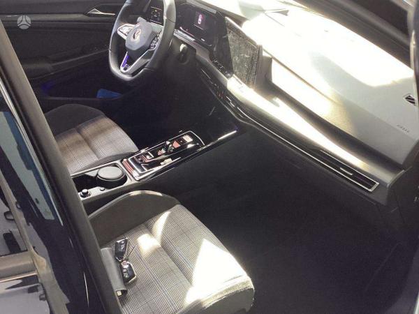 Melns Volkswagen Golf 2023 Viļņa, ar dzinēja tilpumu 1.40 L un nobraukumu 115 tūkst. km par 19600 €, foto 9 vietnē AUTOMOTO.COM.LV