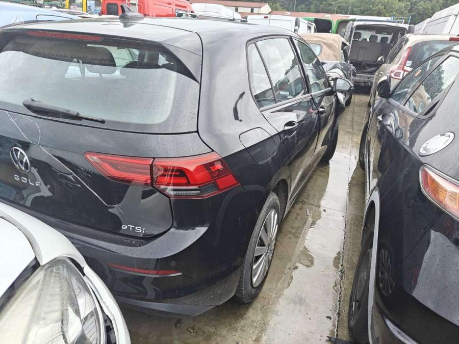 Melns Volkswagen Golf 2023 Anykščiai, ar dzinēja tilpumu 1.00 L un nobraukumu 24 tūkst. km par 10899 €, foto 8 vietnē AUTOMOTO.COM.LV
