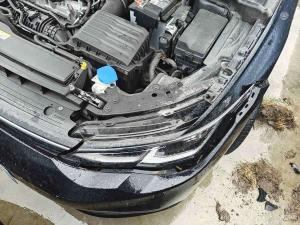 Melns Volkswagen Golf 2023 Anykščiai, ar dzinēja tilpumu 1.00 L un nobraukumu 24 tūkst. km par 10899 €, foto 17 vietnē AUTOMOTO.COM.LV