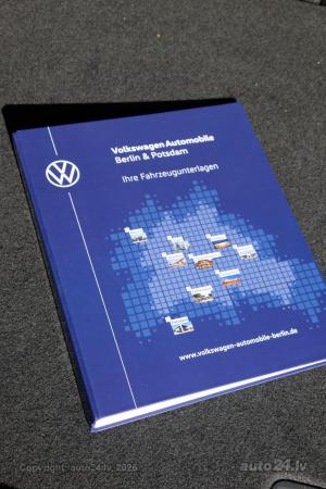 Melns Volkswagen Golf 2023 Tallina, ar dzinēja tilpumu 2.00 L un nobraukumu 25 tūkst. km par 29990 €, foto 23 vietnē AUTOMOTO.COM.LV