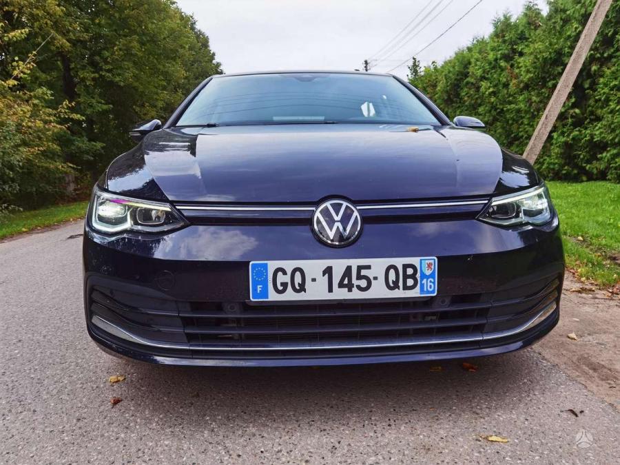 Melns Volkswagen Golf 2023 Kauņa, ar dzinēja tilpumu 1.00 L un nobraukumu 76 tūkst. km par 8800 €, foto 25 vietnē AUTOMOTO.COM.LV