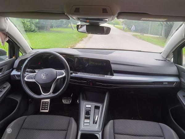 Melns Volkswagen Golf 2023 Kauņa, ar dzinēja tilpumu 1.00 L un nobraukumu 76 tūkst. km par 8800 €, foto 7 vietnē AUTOMOTO.COM.LV