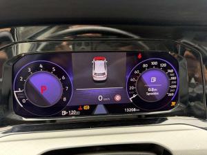 Melns Volkswagen Golf 2024 Kauņa, ar dzinēja tilpumu 1.00 L un nobraukumu 13 tūkst. km par 13800 €, foto 9 vietnē AUTOMOTO.COM.LV