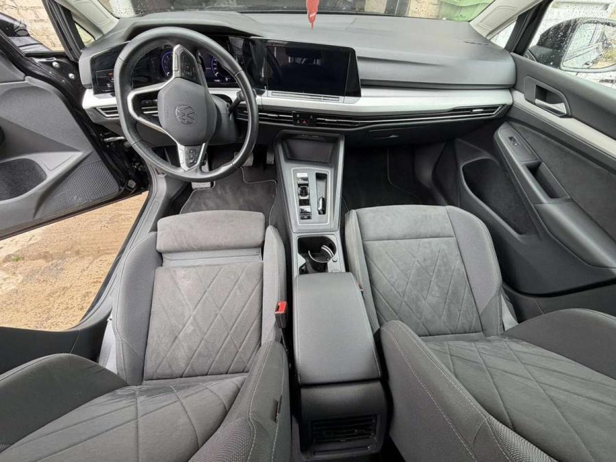 Melns Volkswagen Golf 2024 Kauņa, ar dzinēja tilpumu 1.00 L un nobraukumu 13 tūkst. km par 13800 €, foto 10 vietnē AUTOMOTO.COM.LV