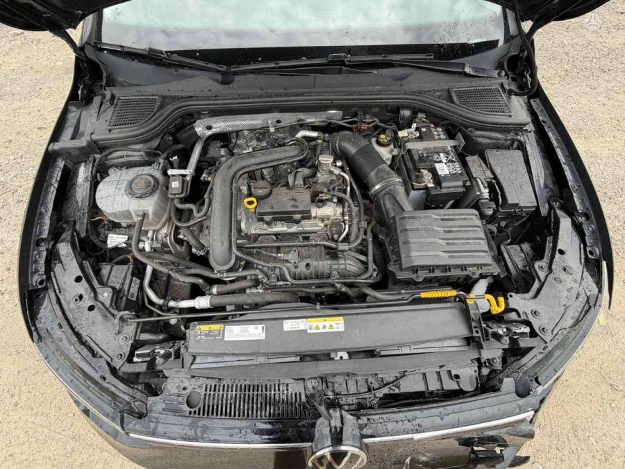 Melns Volkswagen Golf 2024 Kauņa, ar dzinēja tilpumu 1.00 L un nobraukumu 13 tūkst. km par 13800 €, foto 28 vietnē AUTOMOTO.COM.LV
