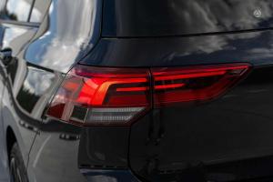 Melns Volkswagen Golf 2024 Viļņa, ar dzinēja tilpumu 1.97 L un nobraukumu 26 tūkst. km par 21850 €, foto 6 vietnē AUTOMOTO.COM.LV