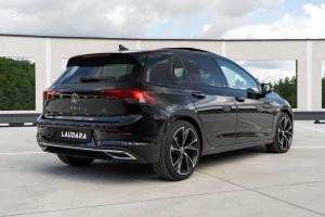 Melns Volkswagen Golf 2024 Viļņa, ar dzinēja tilpumu 1.97 L un nobraukumu 26 tūkst. km par 21850 €, foto 7 vietnē AUTOMOTO.COM.LV