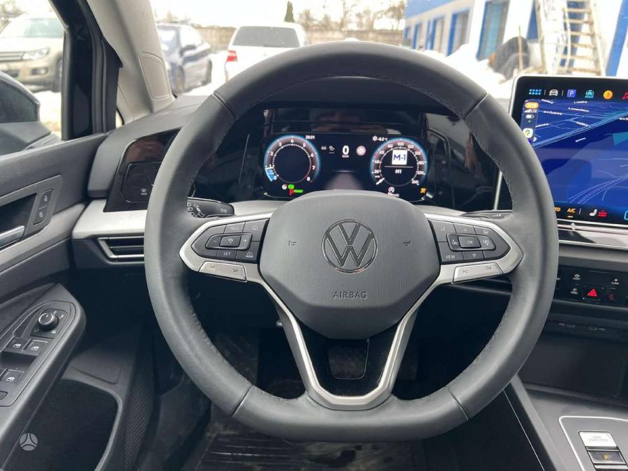 Melns Volkswagen Golf 2025 Kauņa, ar dzinēja tilpumu 1.50 L un nobraukumu 11 tūkst. km par 18900 €, foto 27 vietnē AUTOMOTO.COM.LV