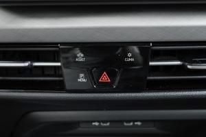 Black Volkswagen Golf 2025 in Riga, with an engine capacity of 2.00 L and mileage of 27 thousand km for 24990 €, photo 16 on AUTOMOTO.COM.LV