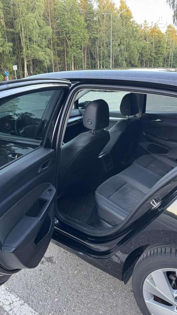 Black Volkswagen Golf 2025 in Klaipeda, with an engine capacity of 1.50 L and mileage of 23 thousand km for 31500 €, photo 10 on AUTOMOTO.COM.LV