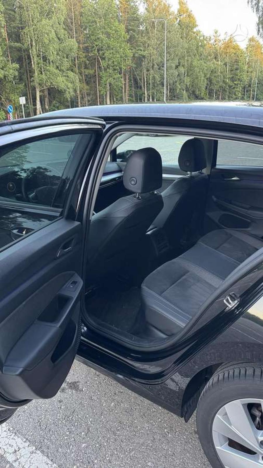 Black Volkswagen Golf 2025 in Klaipeda, with an engine capacity of 1.50 L and mileage of 23 thousand km for 31500 €, photo 11 on AUTOMOTO.COM.LV