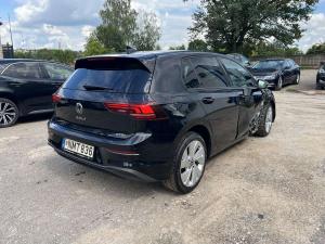 Melns Volkswagen Golf 2025 Kauņa, ar dzinēja tilpumu 1.50 L un nobraukumu 30 tūkst. km par 14800 €, foto 4 vietnē AUTOMOTO.COM.LV